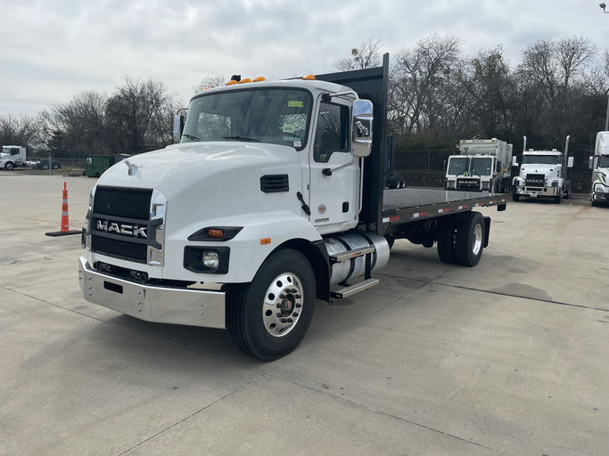 2025 Mack MD64 Flatbed Truck for Sale in Dallas I-20, TX - Trucker To ...