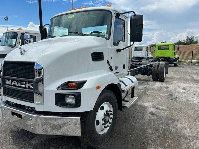 2025 Mack MD64 Cab and Chassis Truck for Sale in San Antonio, TX ...